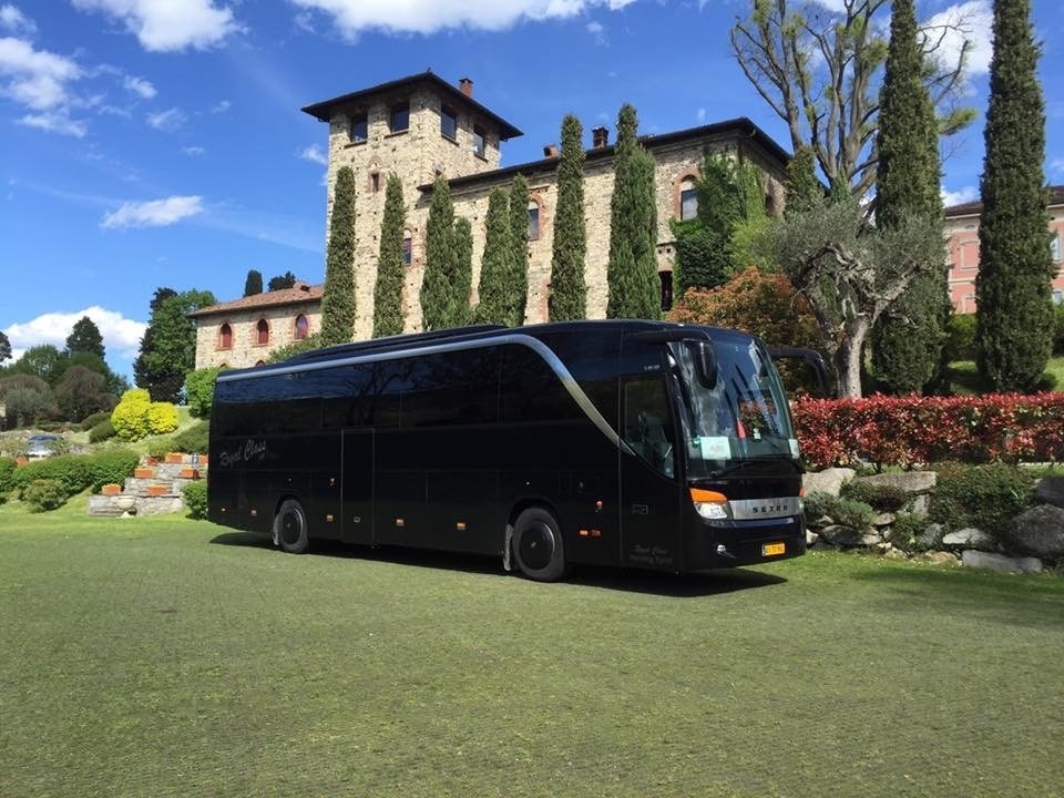 VIP Busser fra Herning i Jylland | VIP kørsel med bus i hele Danmark